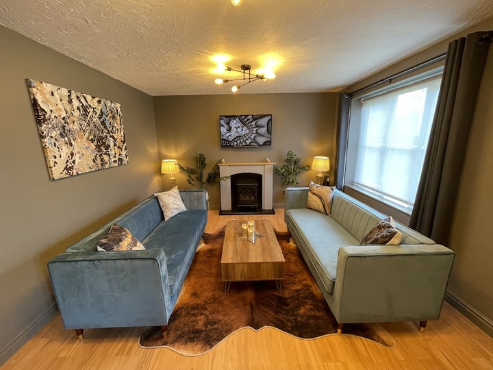 No50 - 2-bed Boutique Apartment - Hosted By Hutch - Royal Leamington Spa