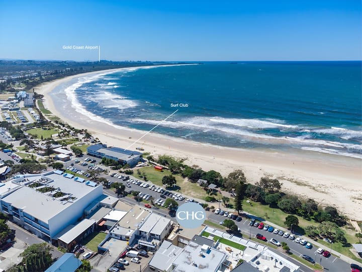 Beached On Marine Parade - Kingscliff