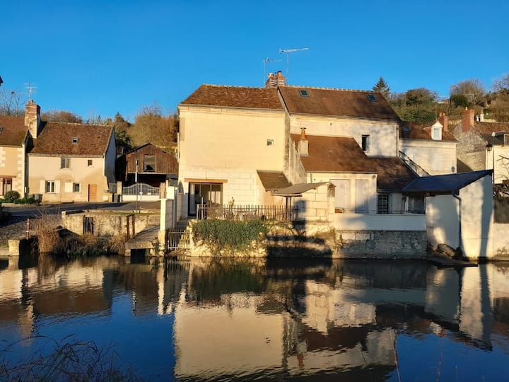 La Maison Au Bord De La Riviére - Loches