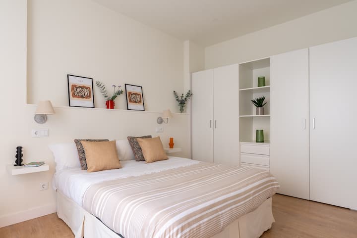 Sweet · By Wehomes · Premium Location Beach/center - Santander