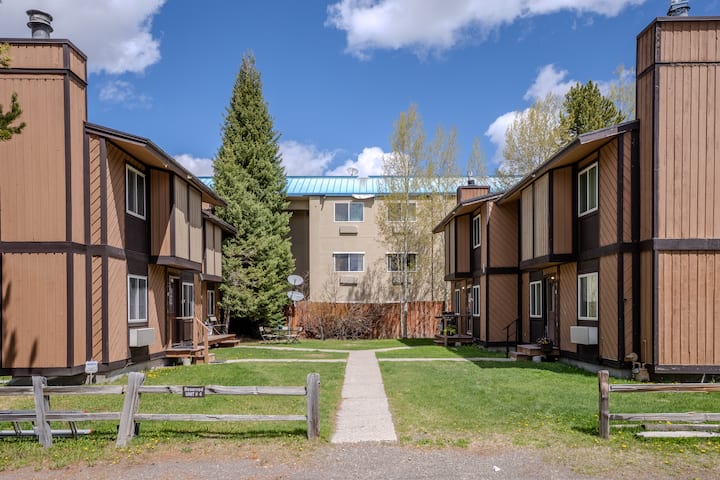 Lodgepole Condo Unit 5 - West Yellowstone, MT