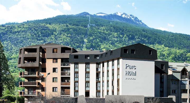 à 300m De La Télécabine | Accès Sauna Et Piscine - Briançon