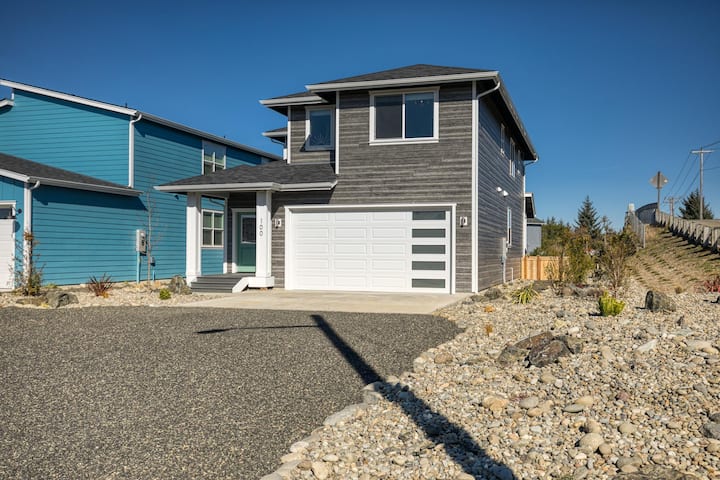 The Bridge House - Oyhut Bay Seaside Village - Ocean Shores, WA