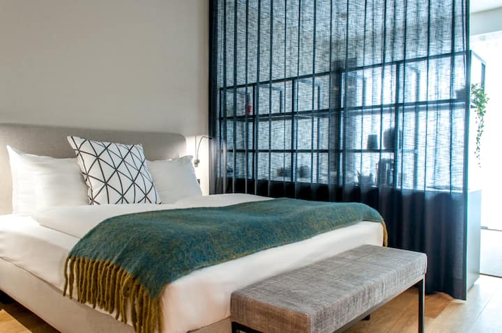 2 Family-friendly Studios W/ Full Kitchens & Gym! - Antwerp