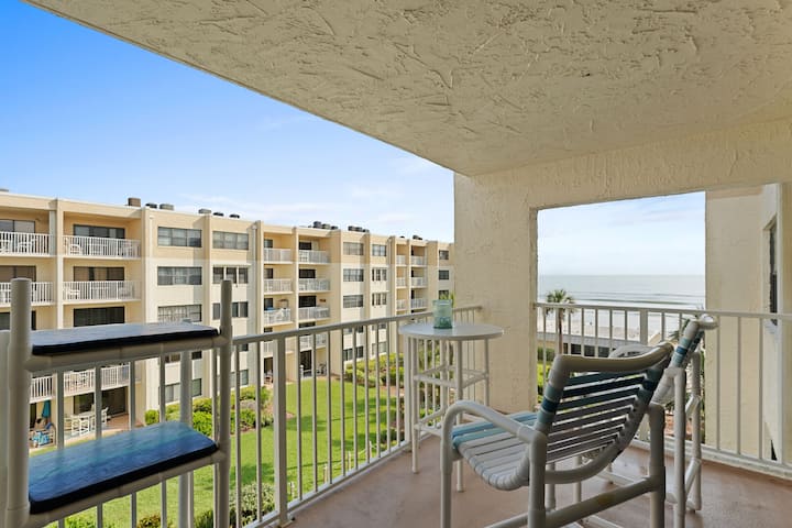 Castle Reef 416 Nature + Ocean Escape - Edgewater, FL