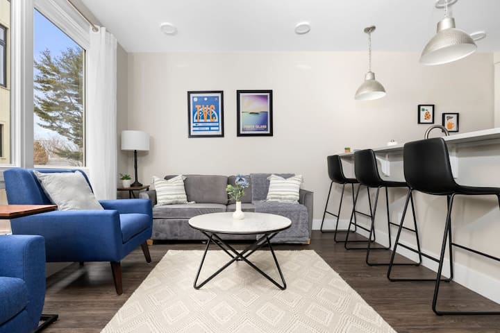 Rooftop Condo W/ West Bay Views + Walk Downtown Tc - Traverse City