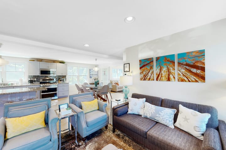 Inviting 2br 1st-floor | Patio - Provincetown, MA