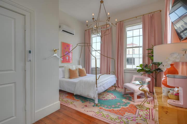 Sugar's Inn Room #5 - Galveston