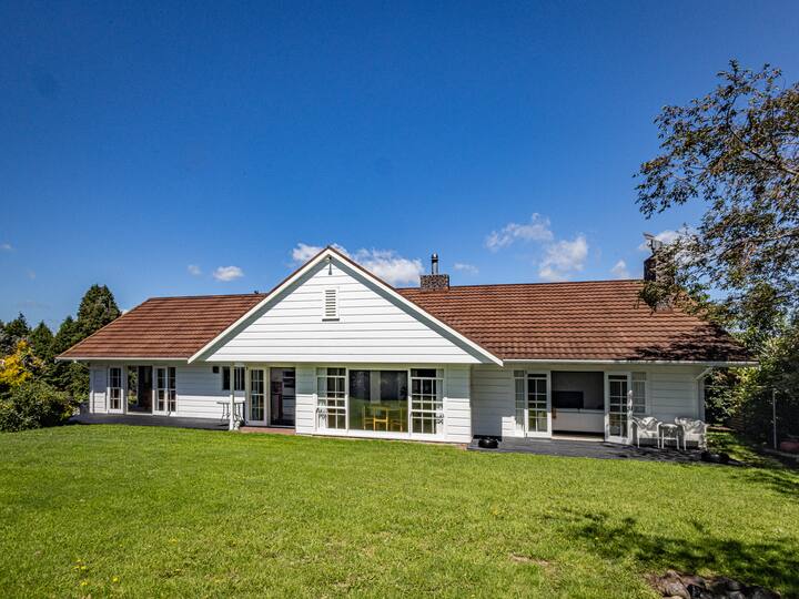 Grand Lodge - Ohakune Holiday Home - Mount Ruapehu