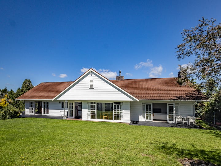 Grand Lodge - Ohakune Holiday Home - Mount Ruapehu