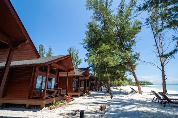 Mantanani Cozy Chalet Sea View - Kota Belud