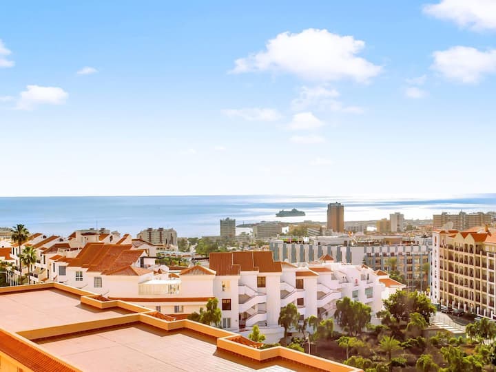 Stunning Penthouse, Big Terrace,heated Pool,garage - Los Cristianos