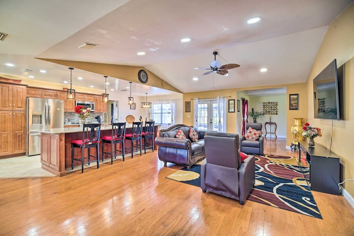 Lanai, Pool & Gas Grill: Sebring Retreat! - Lake Istokpoga, FL