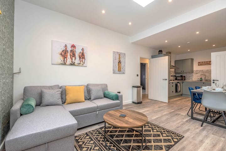 The Cotswold Woodland By Fortuna Property - Cotswolds