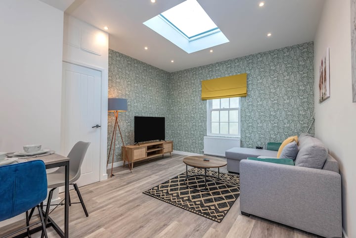 The Cotswold Woodland By Fortunaproperty Portfolio - Cheltenham