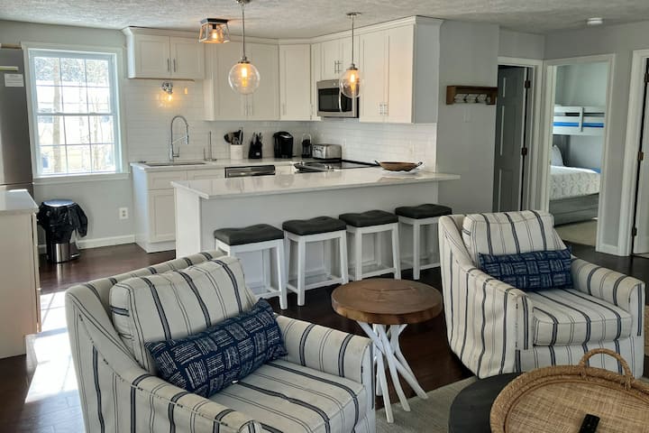 3br Fully Renovated, Dog Friendly Home - Moultonborough, NH