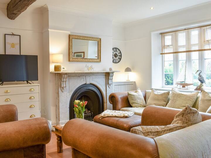 Honeybee Cottage - Lytham St Annes