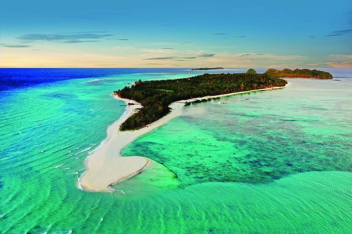 Mantanani Wooden Deluxe Room - Kampong Mantanani
