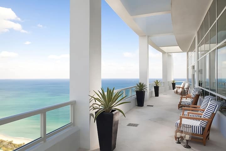 Vacation Starts Here! Pools, Beach Access - Miami Beach, FL