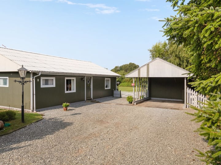 "Thorgarth" - 1.2km From The Sea By Interhome - Hou