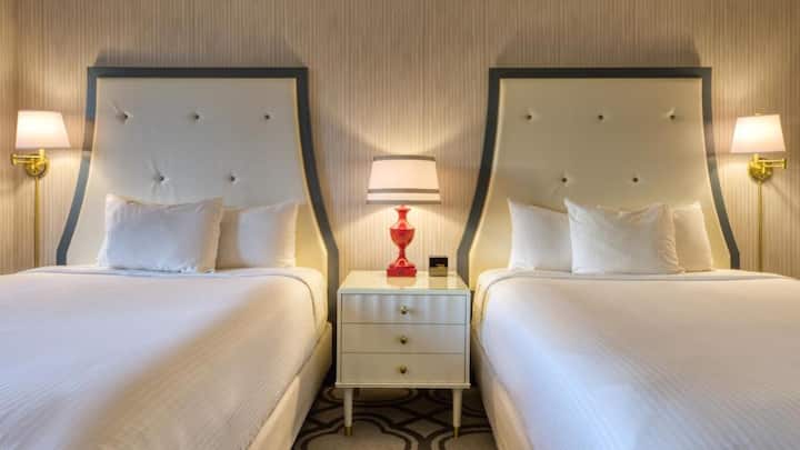 Two Queen Room - 2 Beds - Las Vegas