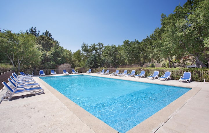 Appart Confortable + Accès Piscine Saisonnière - Roussillon