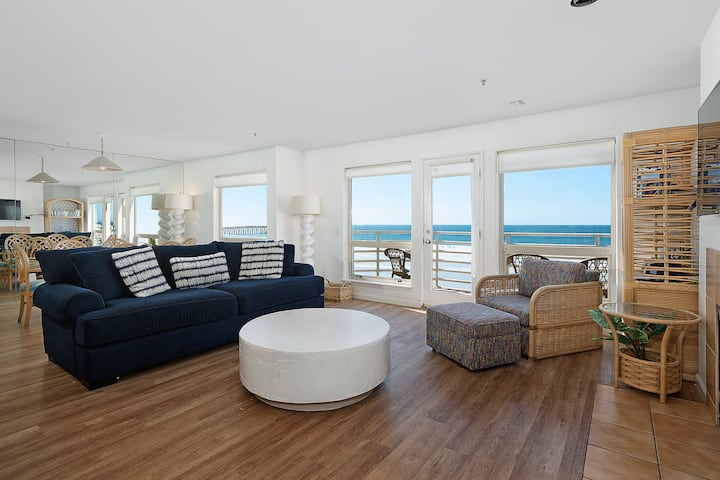 Beachfront Condo On 3rd Floor - Imperial Beach, CA