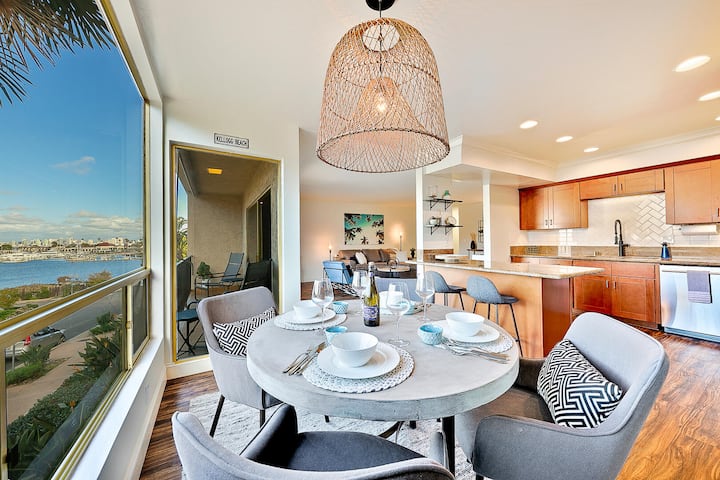Breezy Bay View Nest - San Diego, CA