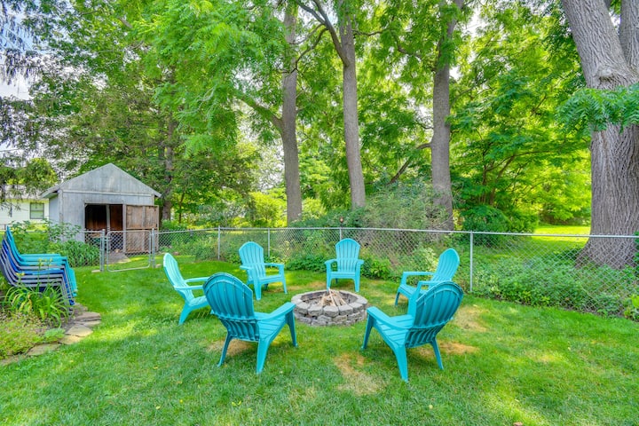 Sodus Point Home - Walkable To Beach! - Sodus Point Beach Park, NY