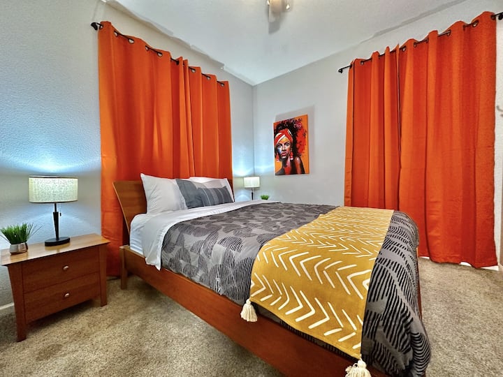 Close To Smf-comfortable King Mattress-garage Park - Sacramento, CA