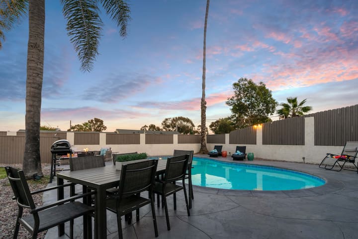 4br Pool And Fast Wifi Fifteen Min To Sd - Santee, CA