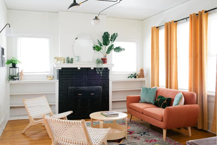 3br Capitol Heights Retreat | Pet-friendly - Montgomery, AL