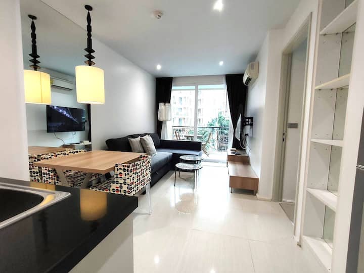 403c - Appartement 1 Chambre Avec Piscine, Jomtien - Jomtien