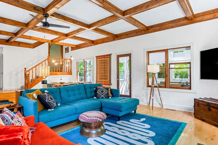 Central 1890s Victorian, Artist's Home - Helena, MT