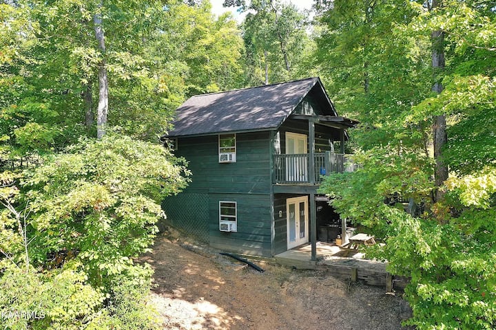 Treestand Cabin At Gap Creek Cabins - Huntsville, TN