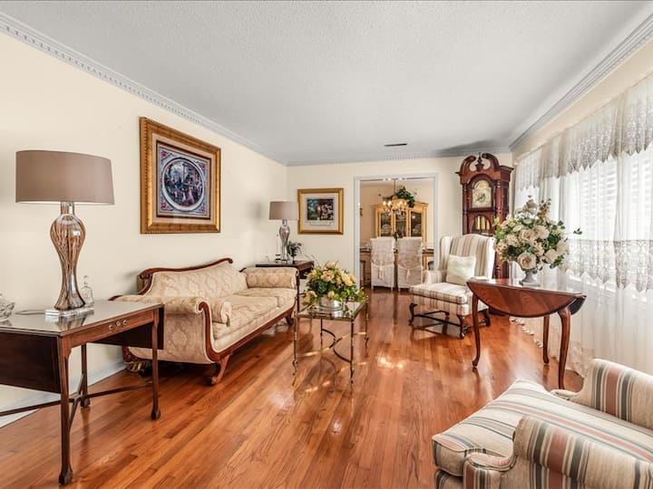 The Elizabeth House B & B - The Indigo Room - Johns Island, SC