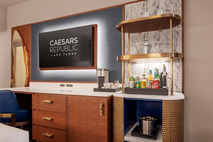 Two Queen Room - 2 Beds - South Lake Tahoe, CA