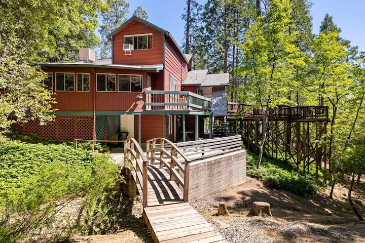 Dogwood Cabin- Twain Harte Lake Access - Sonora, CA