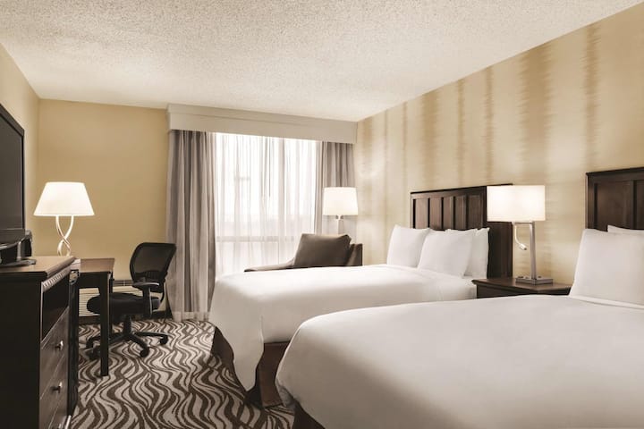 Best Place To Unwind! 2 Comfortable Units, Pool - Fort Worth, TX
