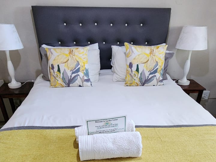 Daisy Double Room - Beaufort West