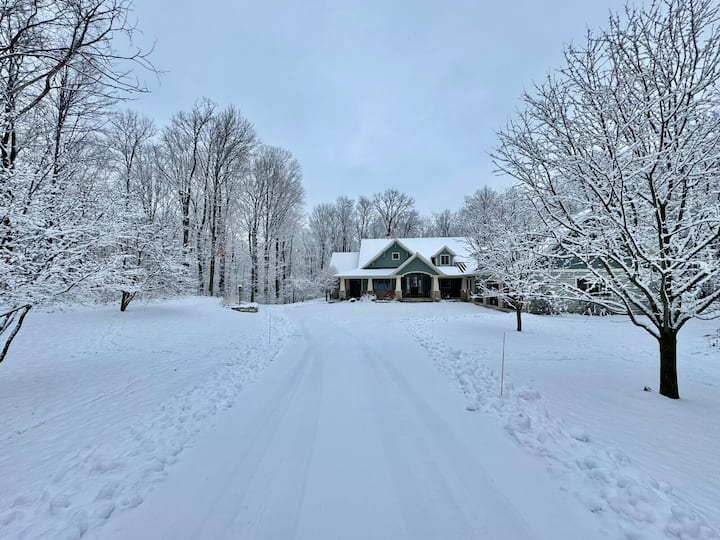 Private Winter Oasis Near Road America - Elkhart Lake, WI