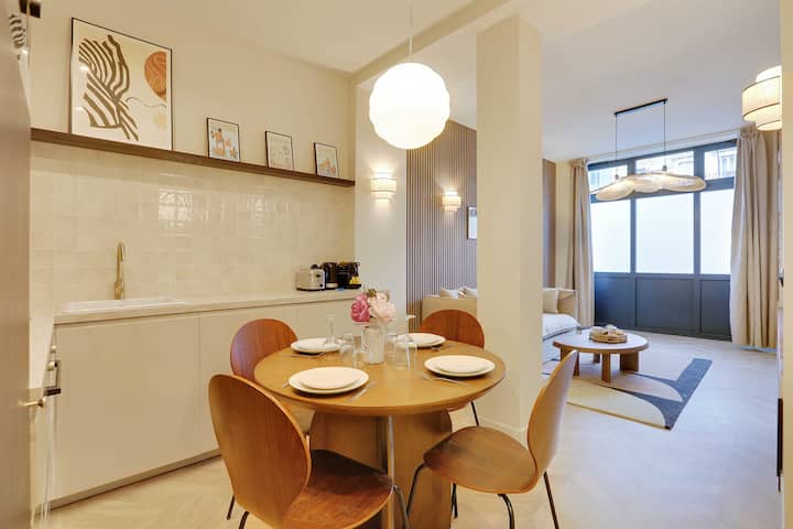 Superbe Appartement -2br/6p- Montmartre - Ibis Styles Paris Massena Olympiades