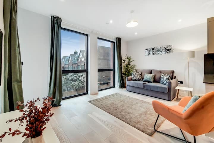 Lovely Deluxe Wembley Harrow Apartment - Kenton - London