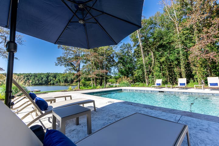 Soar Like The Blue Herron In This Lakefront Home! - Lake Oconee, GA