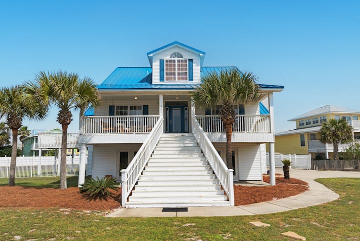 Anne’s Island Girl | Private Pool | Pet Friendly - Pensacola, FL
