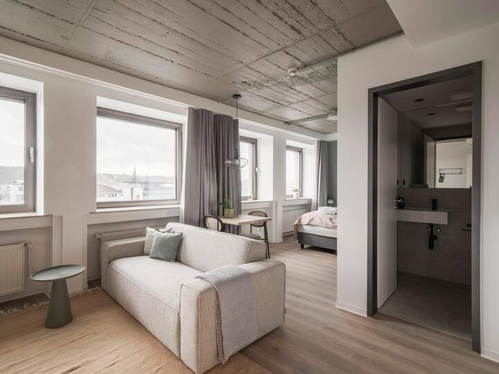 Limehome Saarbrücken | Suite With River View (Lt) - Saarbrücken