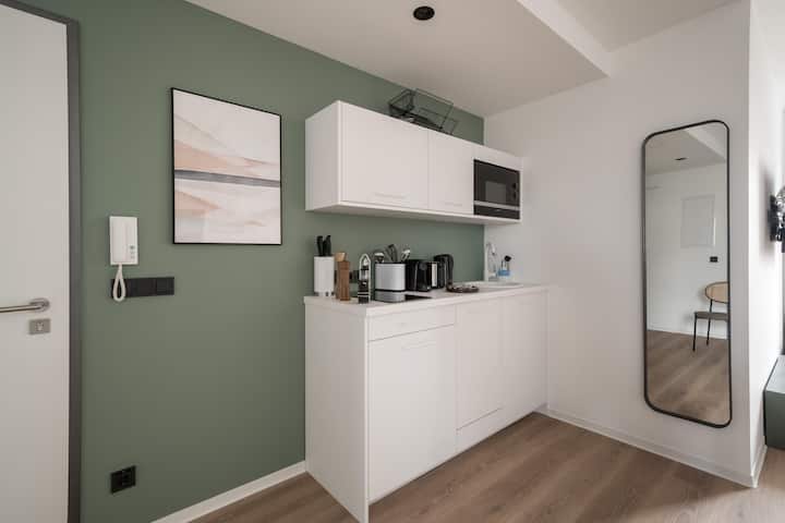 Saarbrücken | Comfort Suite + Balcony & River View - Saarbrücken