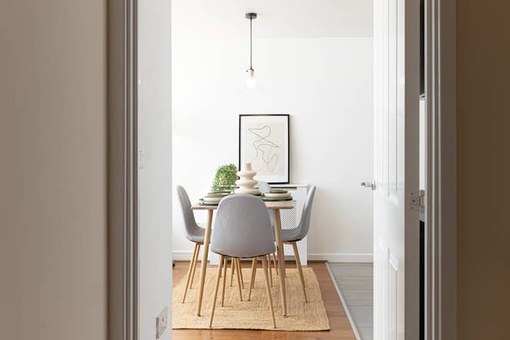 A Luxury Apartment In Birmingham - Birmingham