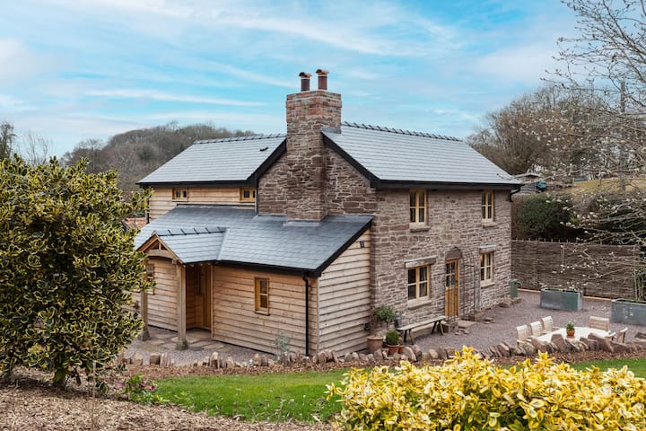 Stone House - Leominster