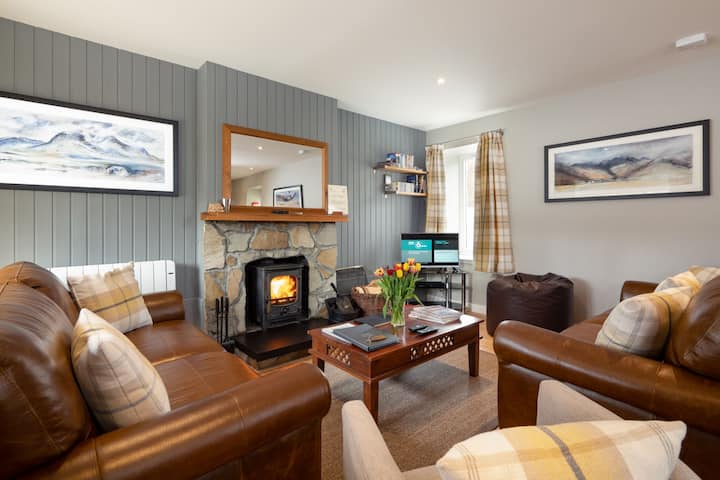 Hazel Cottage - Newtonmore